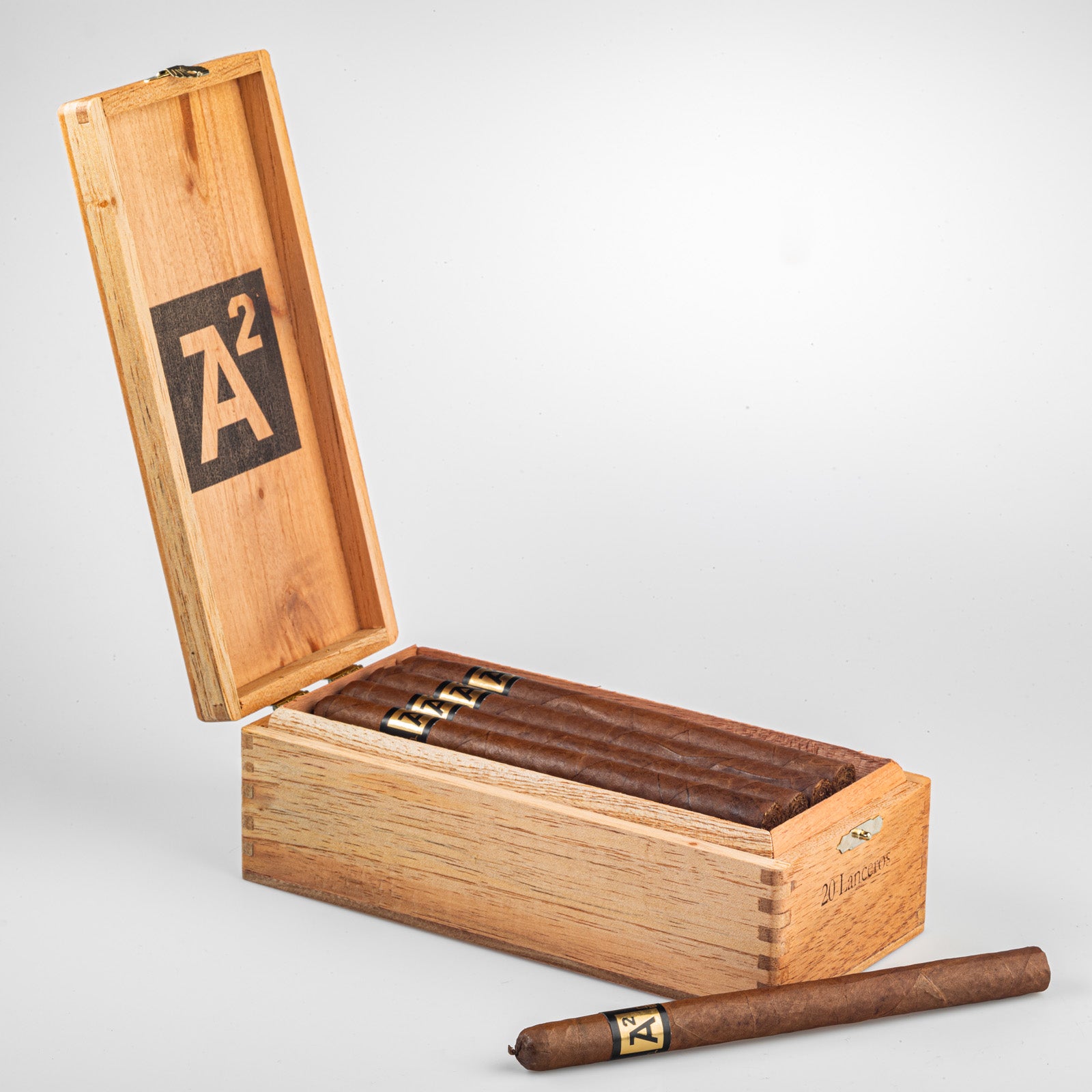A2 LANCERO 7.5x40 Box 20 – La Casa Cigars - 20 Minutes Cigars